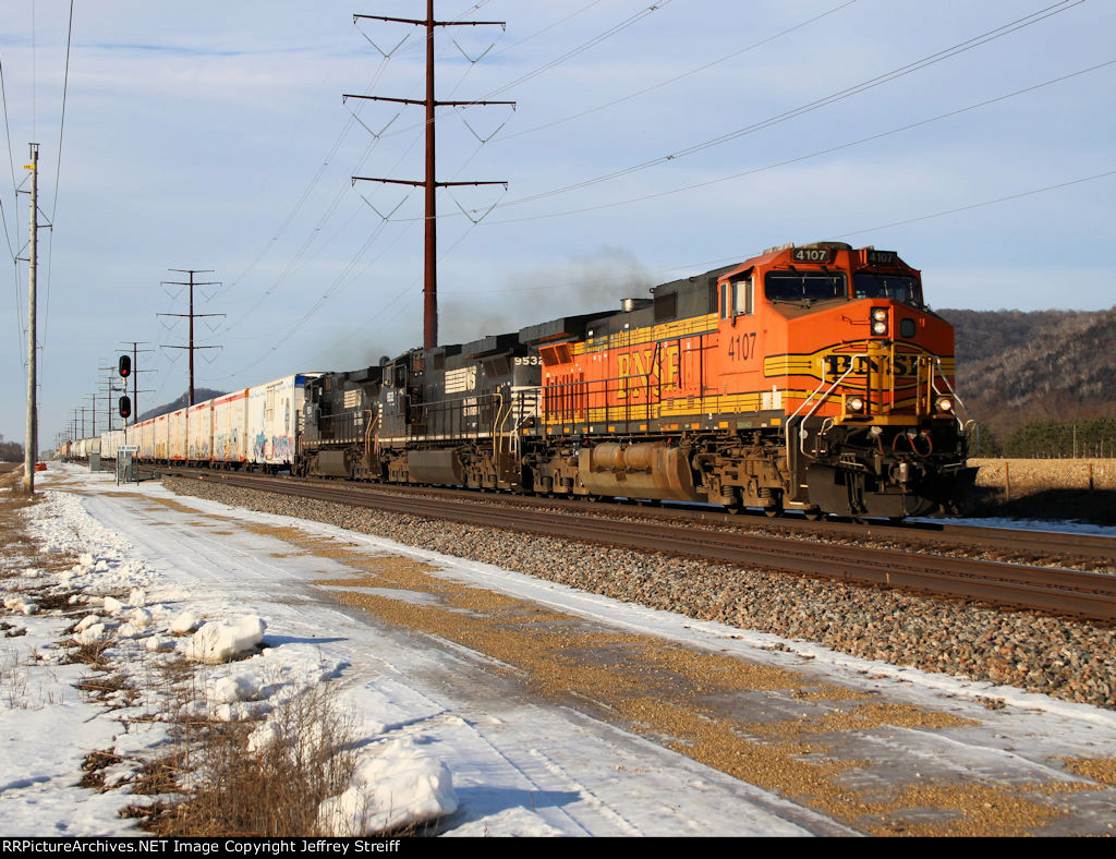 BNSF 4107